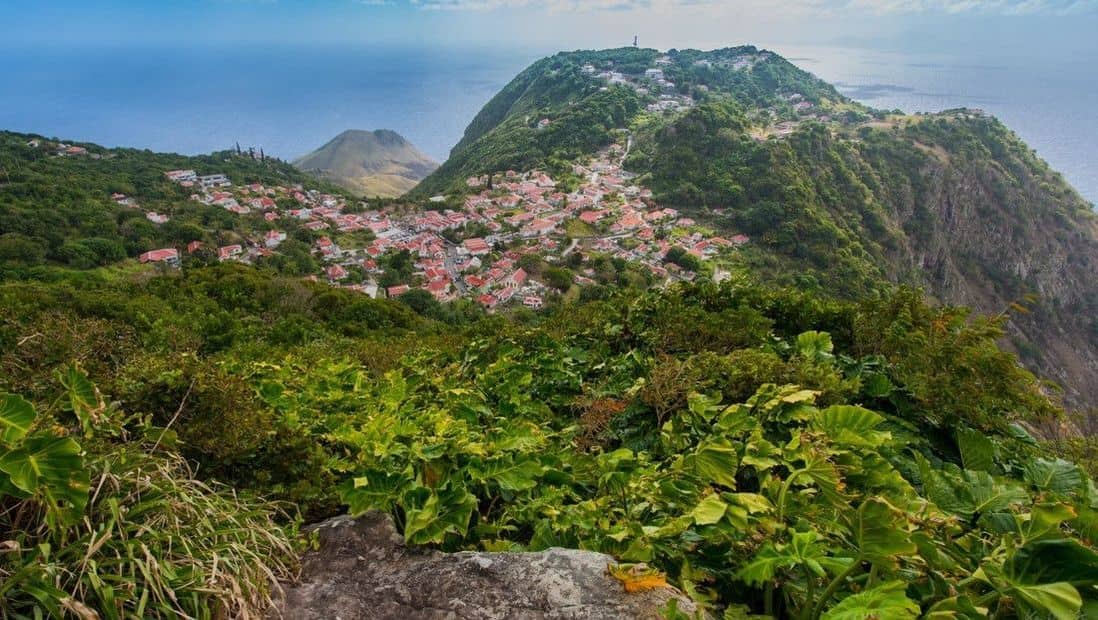 Saba Villas – Hilltop Villa Haiku House on Saba